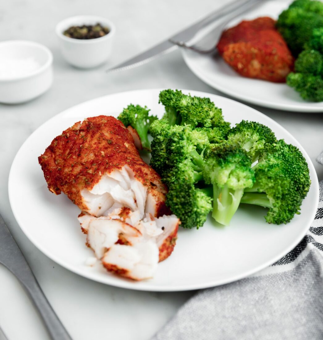 Receta de Pescado cajún al vapor con brócoli - Cheflab